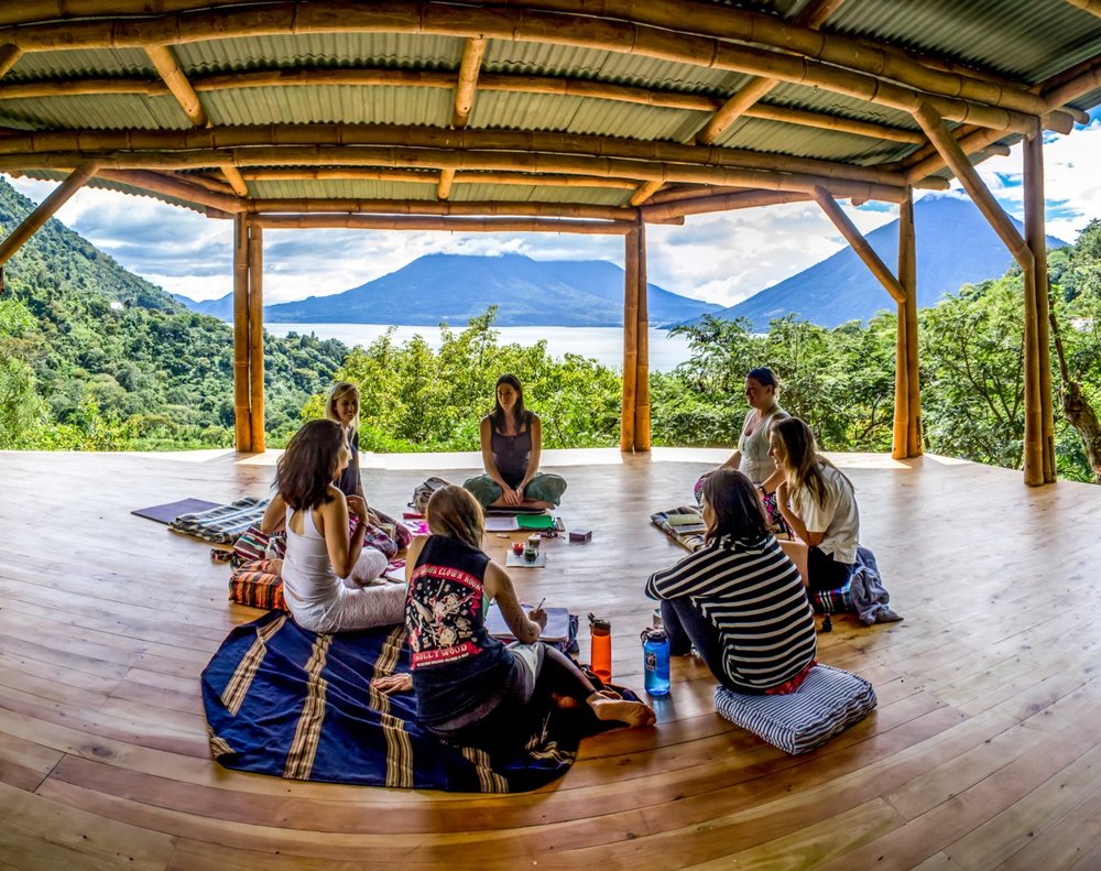 Group_circle_yoga | Yoga Adventures Worldwide